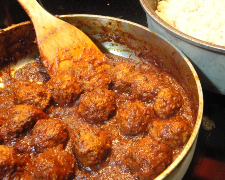 Meatballs in Chipotle Sauce(Albondigas Enchipotladas) Recipe - Food.com