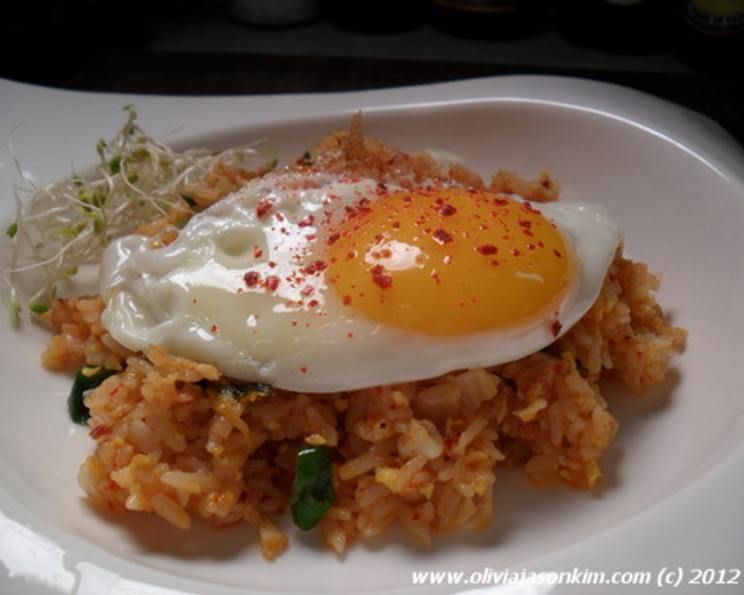 Kimchi Bokkeumbab (Kimchi Fried Rice) Recipe - Food.com