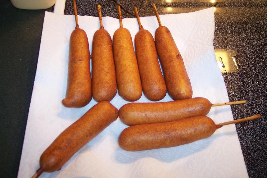 Delicious Corn Dogs Recipe - Food.com