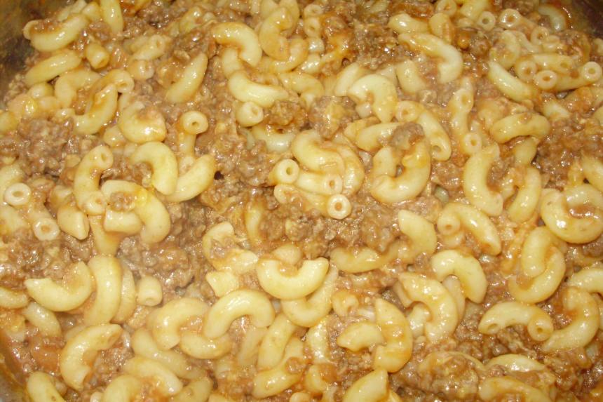 Beefy Macaroni Skillet Recipe - Food.com