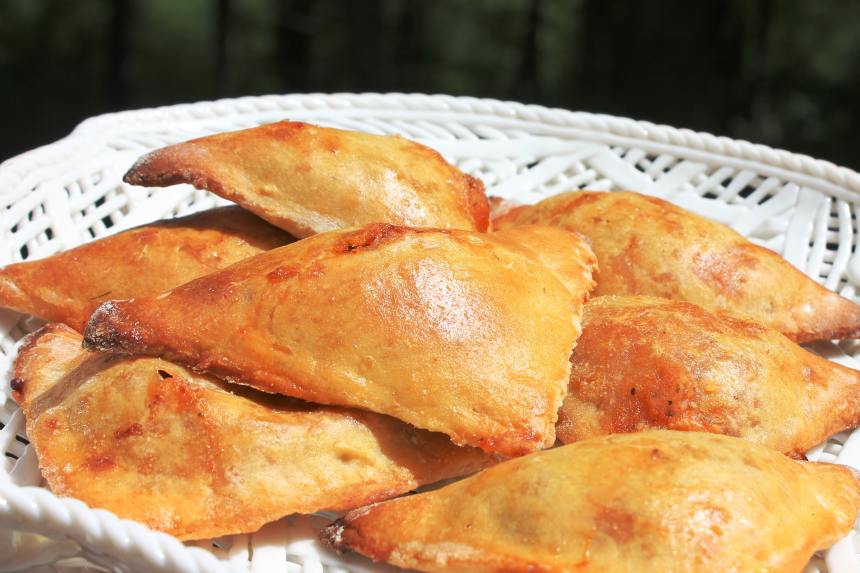 Mini Pepperoni Calzones Recipe - Food.com