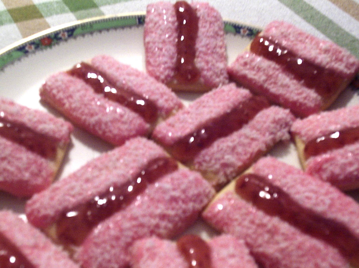 Iced Vo Vo's (Raspberry Coconut Biscuits/Cookies) Recipe - Baking.Food.com