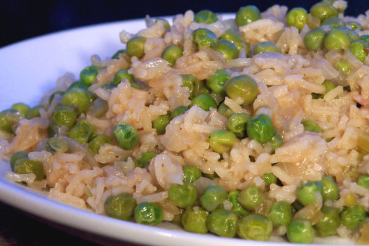 how to cook rice with green peas