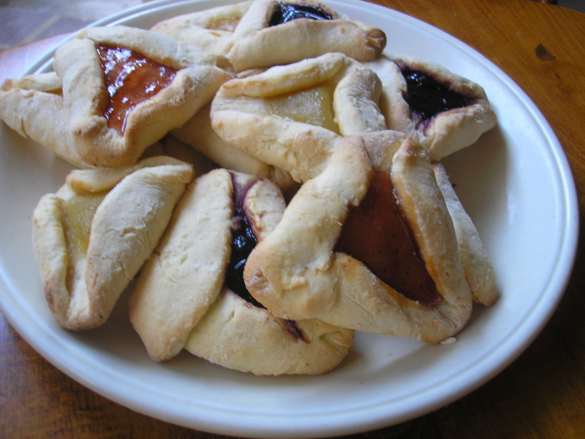 Tri Cornered Cream Cheese Cookies With Jam Filling Recipe - Food.com