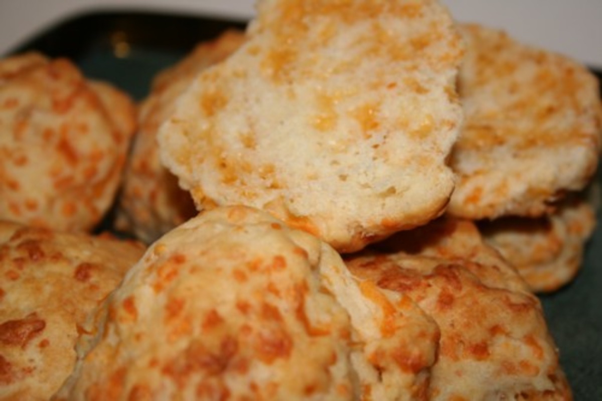 Garlic-Cheddar Cheese Biscuits Recipe - Food.com
