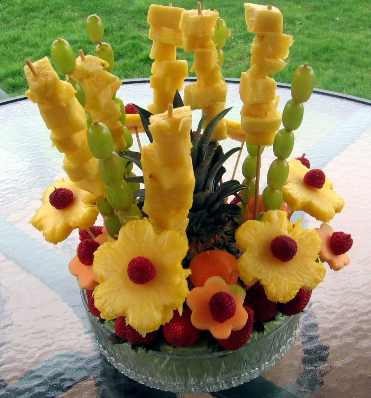 simple fruit arrangements