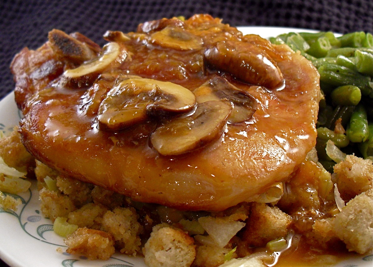 Country Pork Chops With Mushroom Gravy Recipe - Food.com