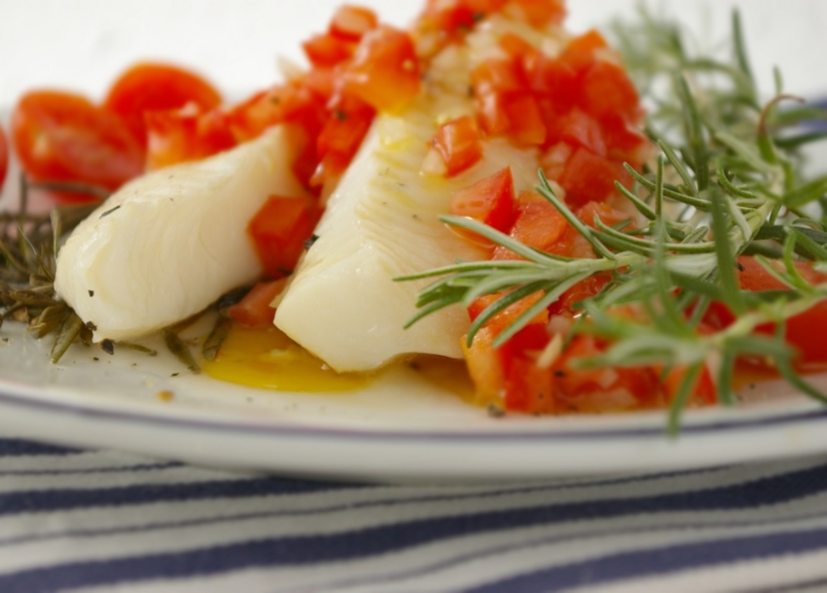 Rosemary Smoked Halibut With Balsamic Vinaigrette Recipe - Food.com