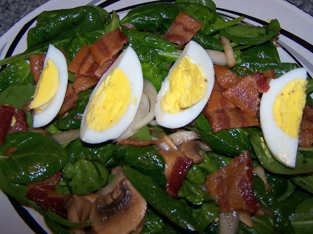 how to make bacon dressing for spinach salad