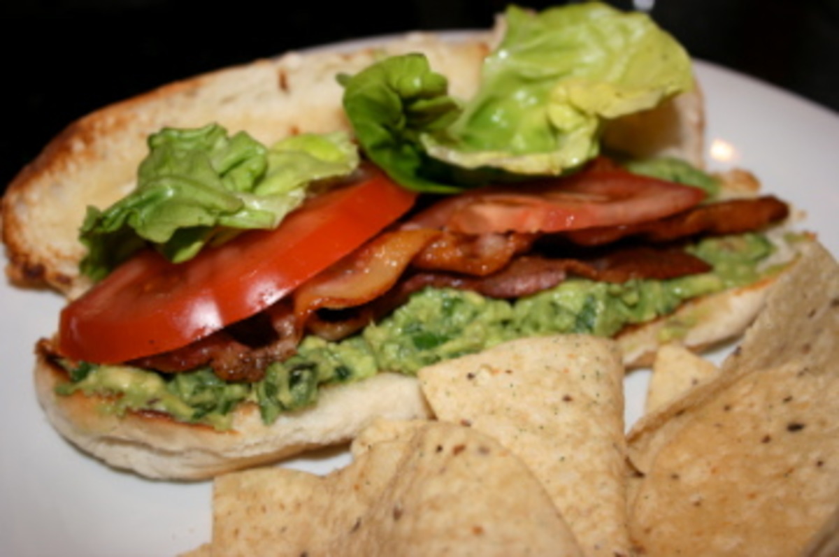 Mexican Blt With Guacamole - Chefinoz