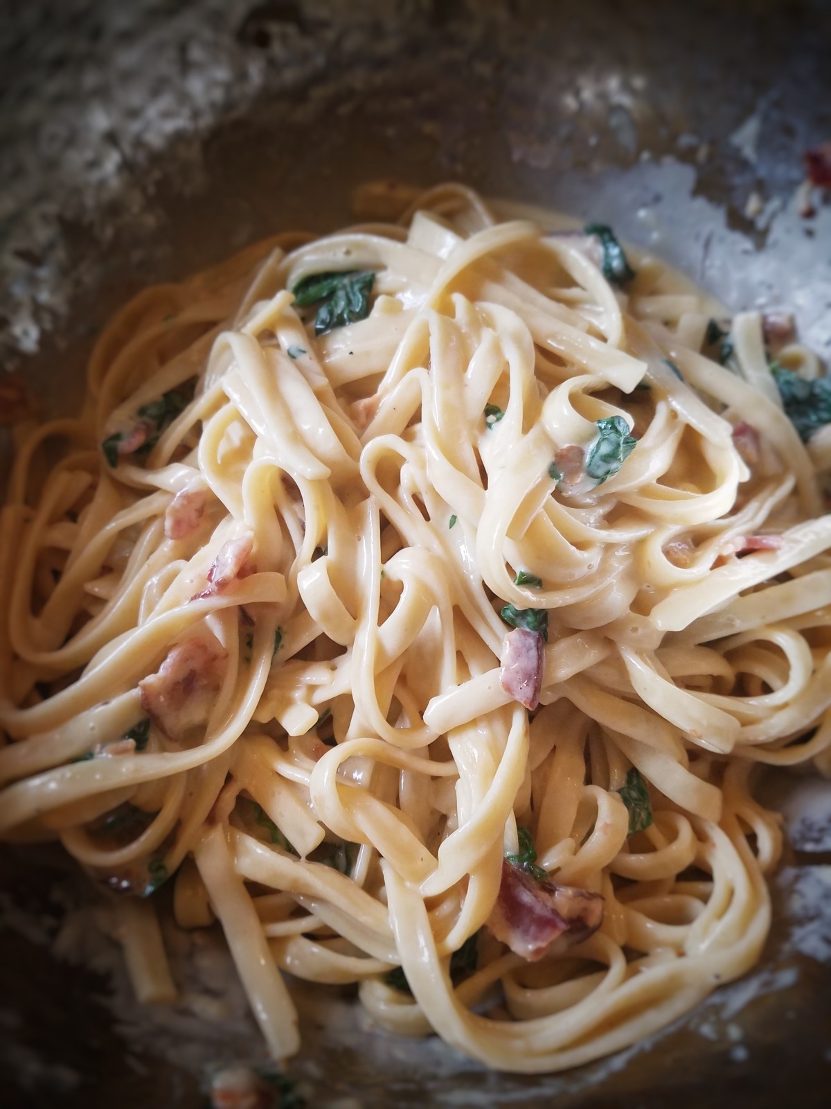 how to make spaghetti carbonara with double cream