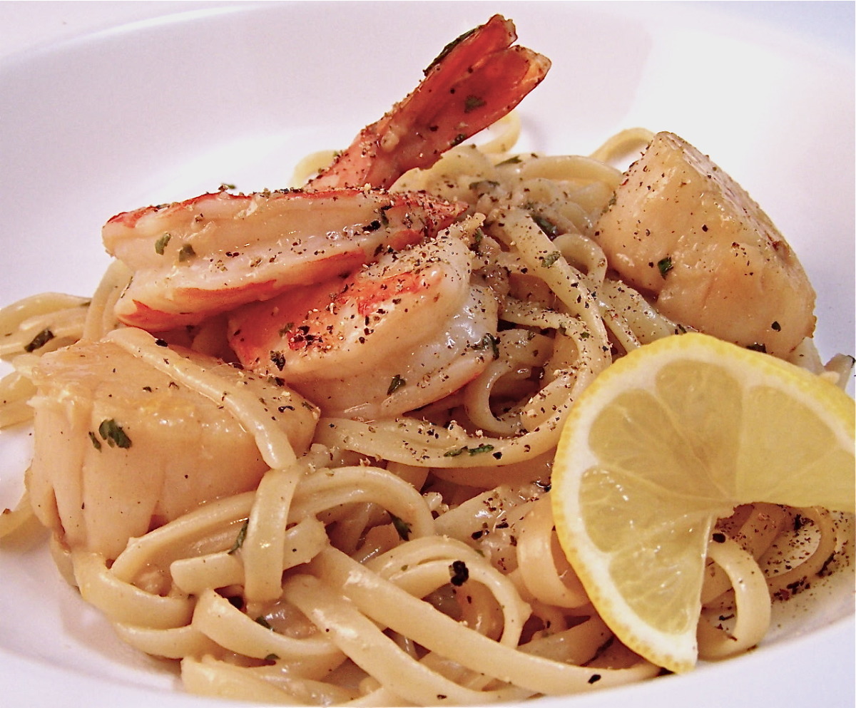 Lemony Linguine With Scallops & Shrimp Recipe - Food.com