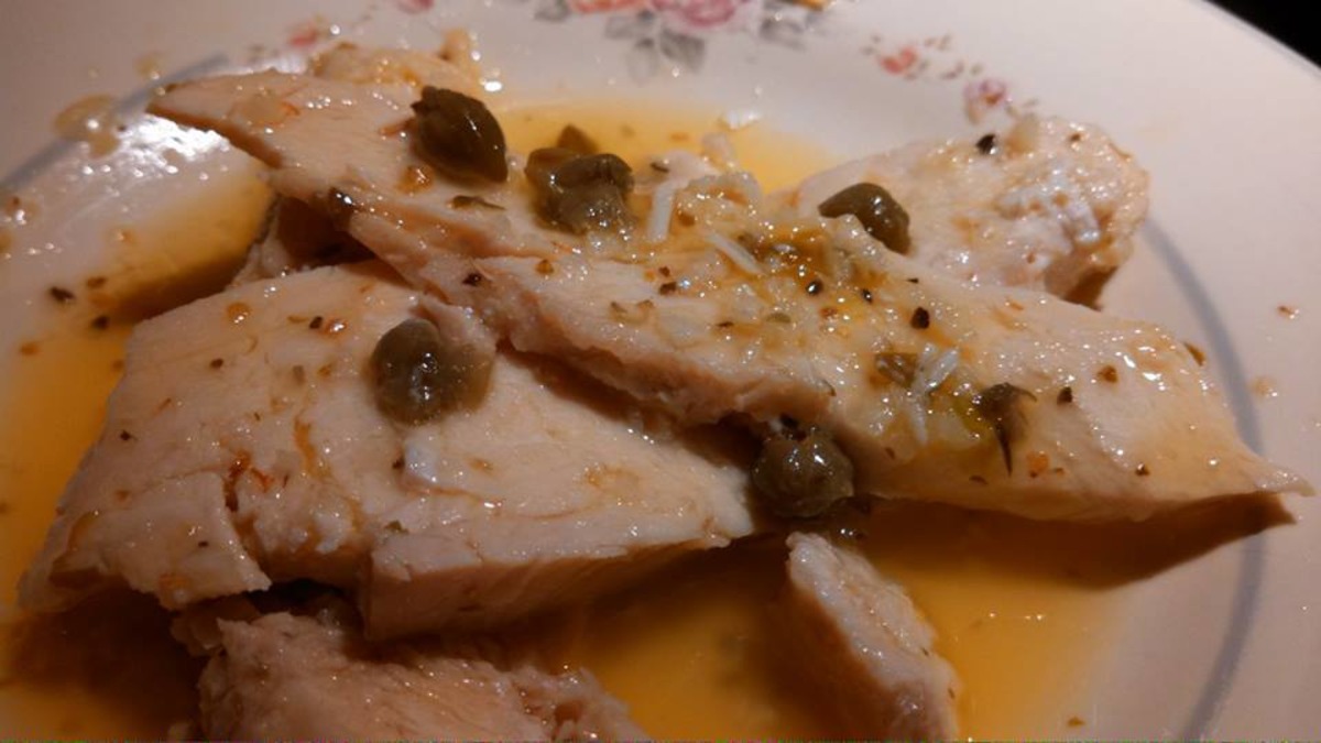 Poached Chicken in Olive Oil, Garlic, and Green Peppercorn Sauce Recipe ...