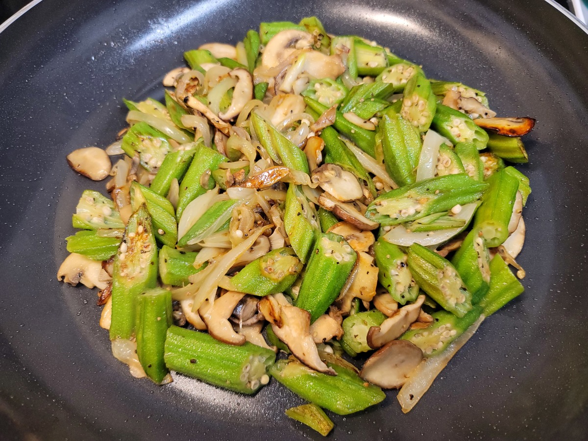 how to cook okra and mushrooms