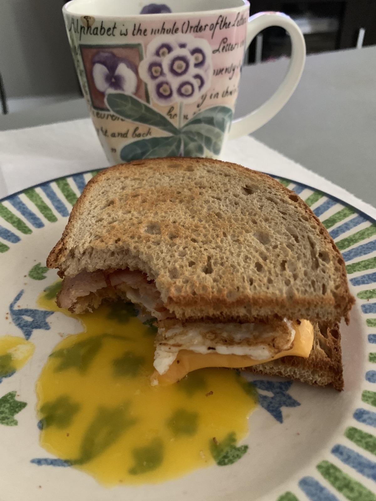 how to make eggs on rye bread