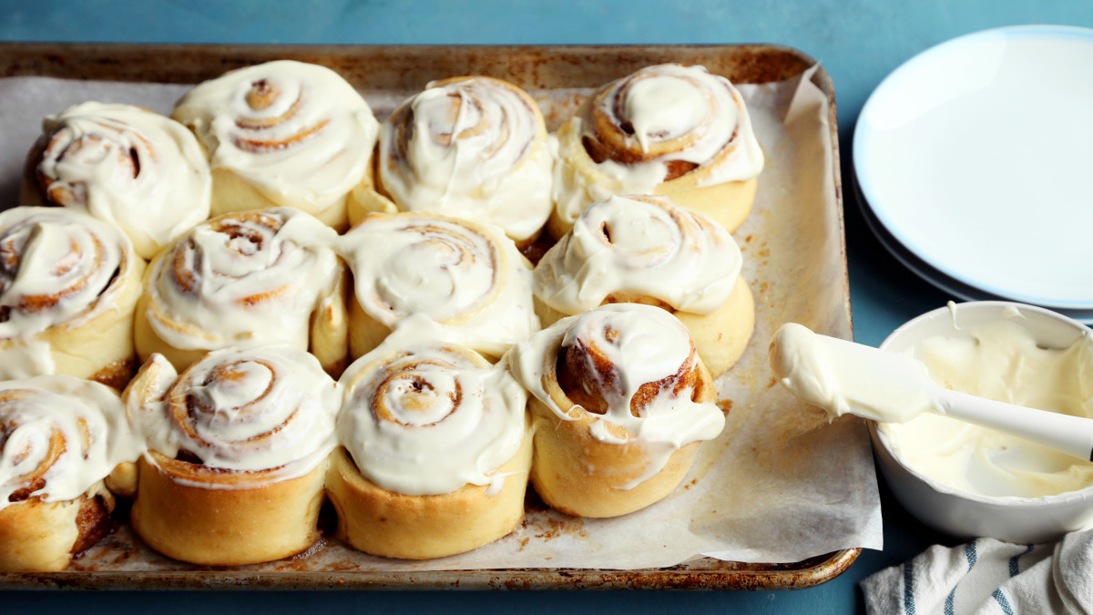 Cinnabon Cinnamon Roll Recipe With Vanilla Pudding Mix | Deporecipe.co