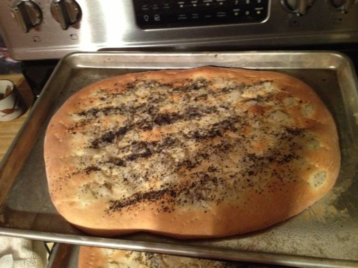 Grandma Eva's Onion Board (Pletzel) Recipe - Food.com