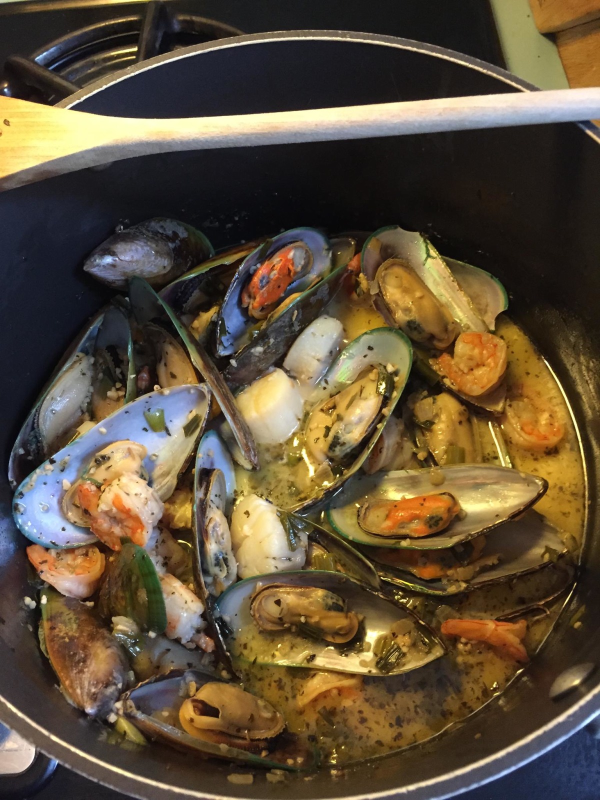 how to cook mussels clams and shrimp