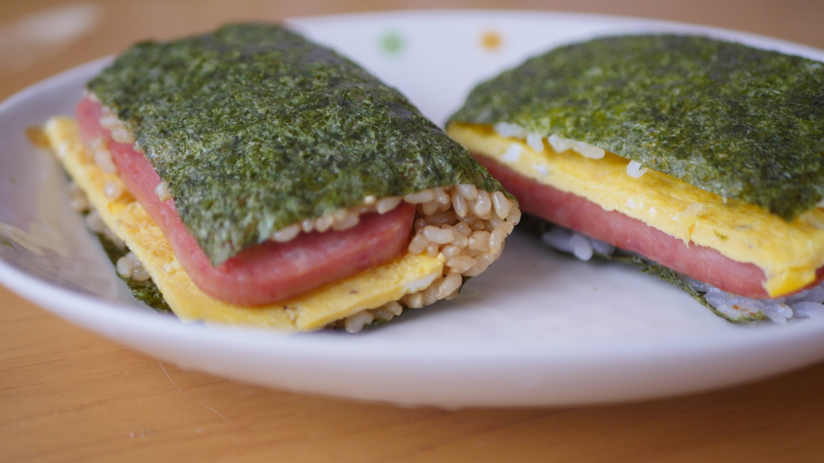 how to make egg onigiri