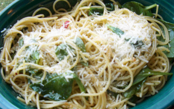 Garlic Spaghetti With Spinach Recipe Genius Kitchen