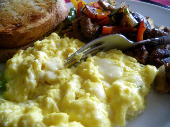 how to make scrambled eggs low fat